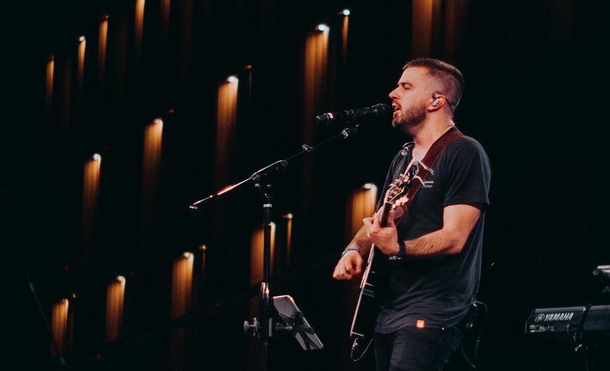 (Video) Uno de los cantantes cristianos más populares del momento ...