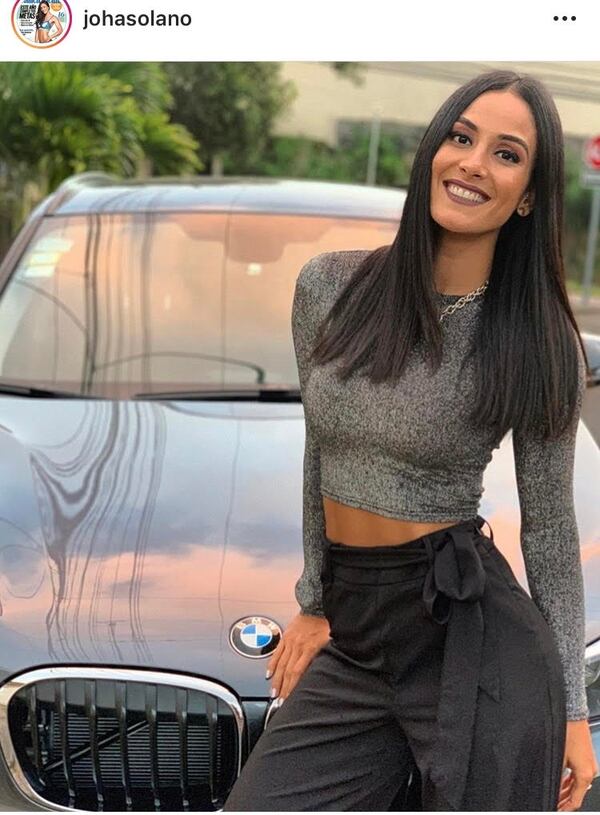Exmiss Costa Rica raja en Instagram con su nuevo chuzo - La Teja