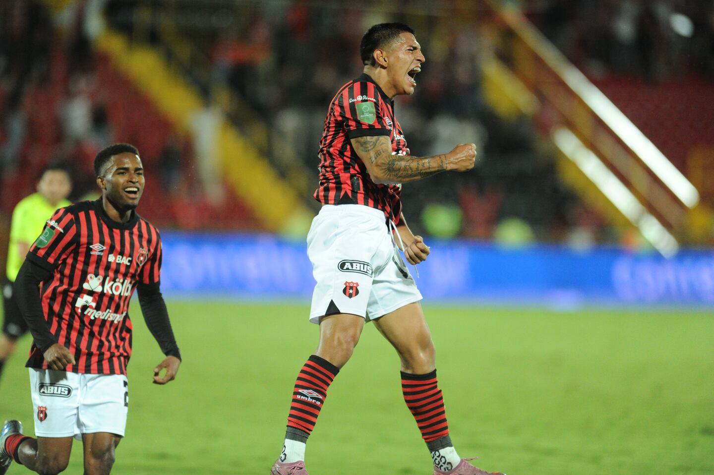 Henry Bejarano es claro en el gol que le anularon a Alajuelense en el ...