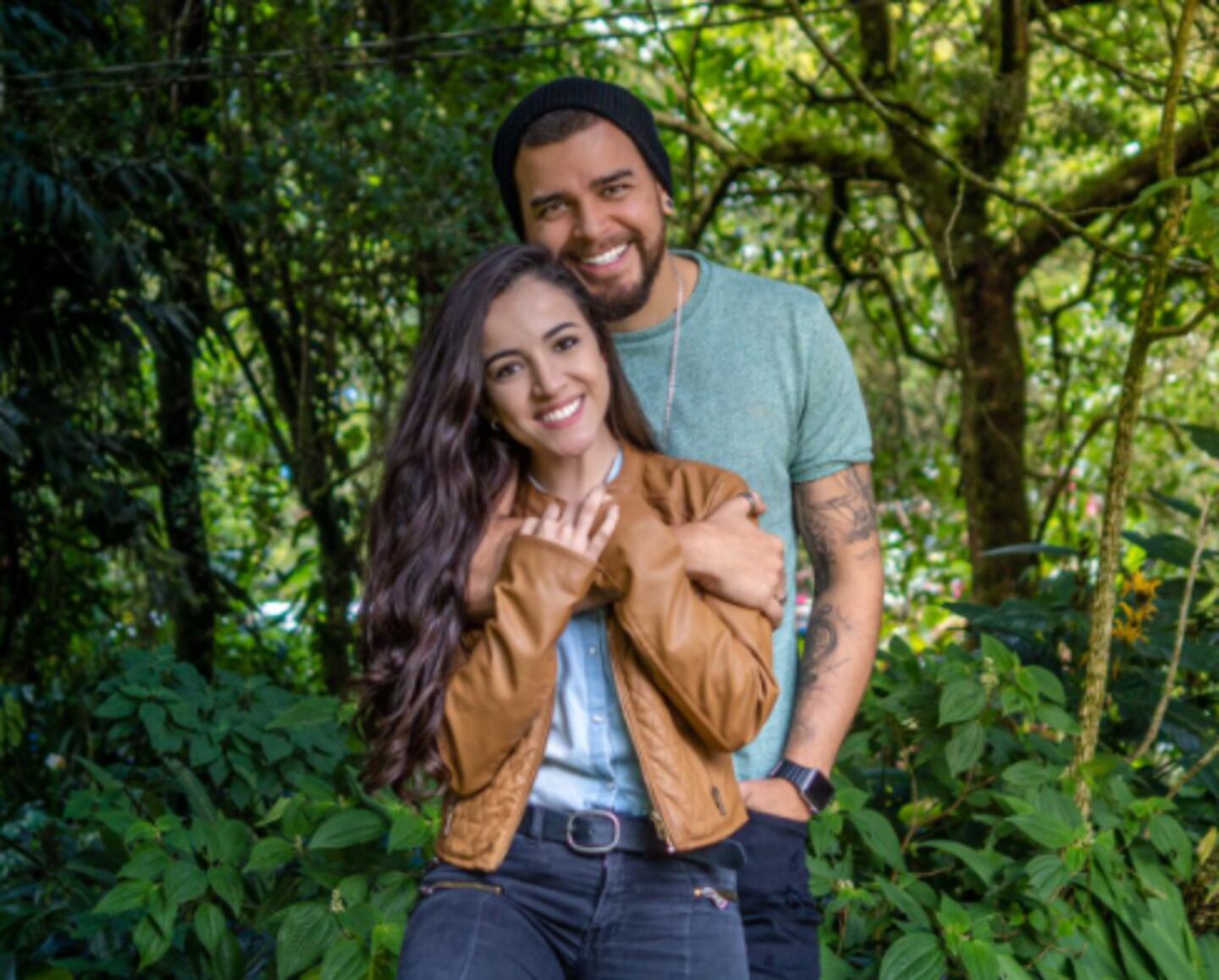 Amor y cocina unieron a cantantes ticos Brian Cálar y Mar Castro | La Teja