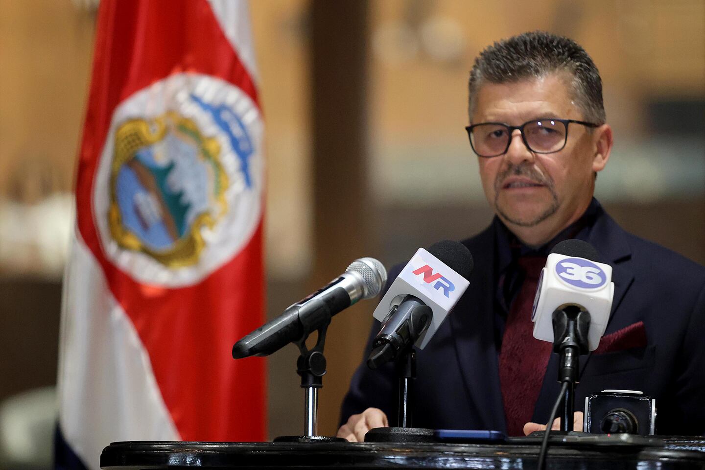 Diputado Gilbert Jiménez se le fue con todo a Rodrigo Arias y le pidió ...