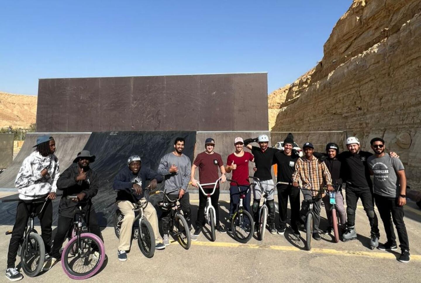 Kenneth Tencio llegó a Arabia Saudita y está listo para la Copa Mundo ...