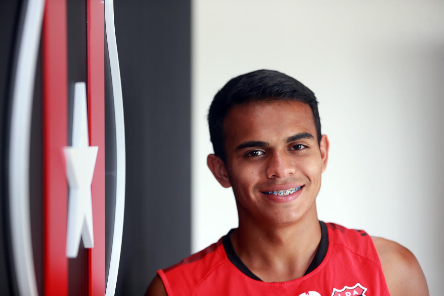 Aarón Suárez presentó con mucho orgullo al nuevo miembro de su familia ...