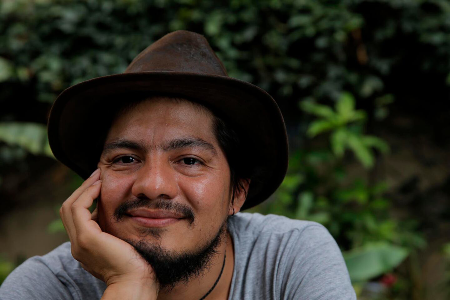 Actor tico se declara “sin patria” al no recibir apoyo del Gobierno ...