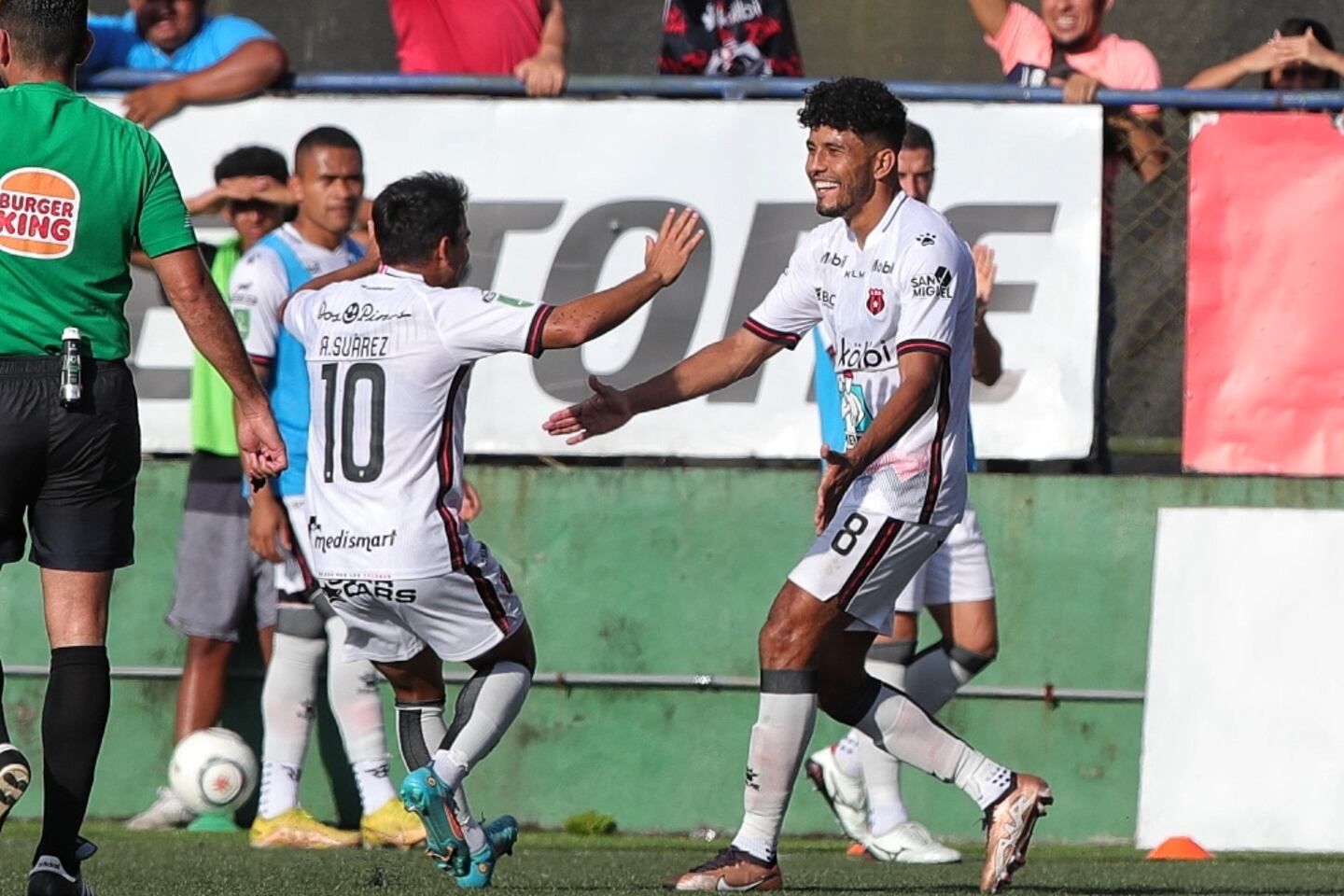 Estadística demuestra que sacar a Aarón Suárez perjudica a Alajuelense ...