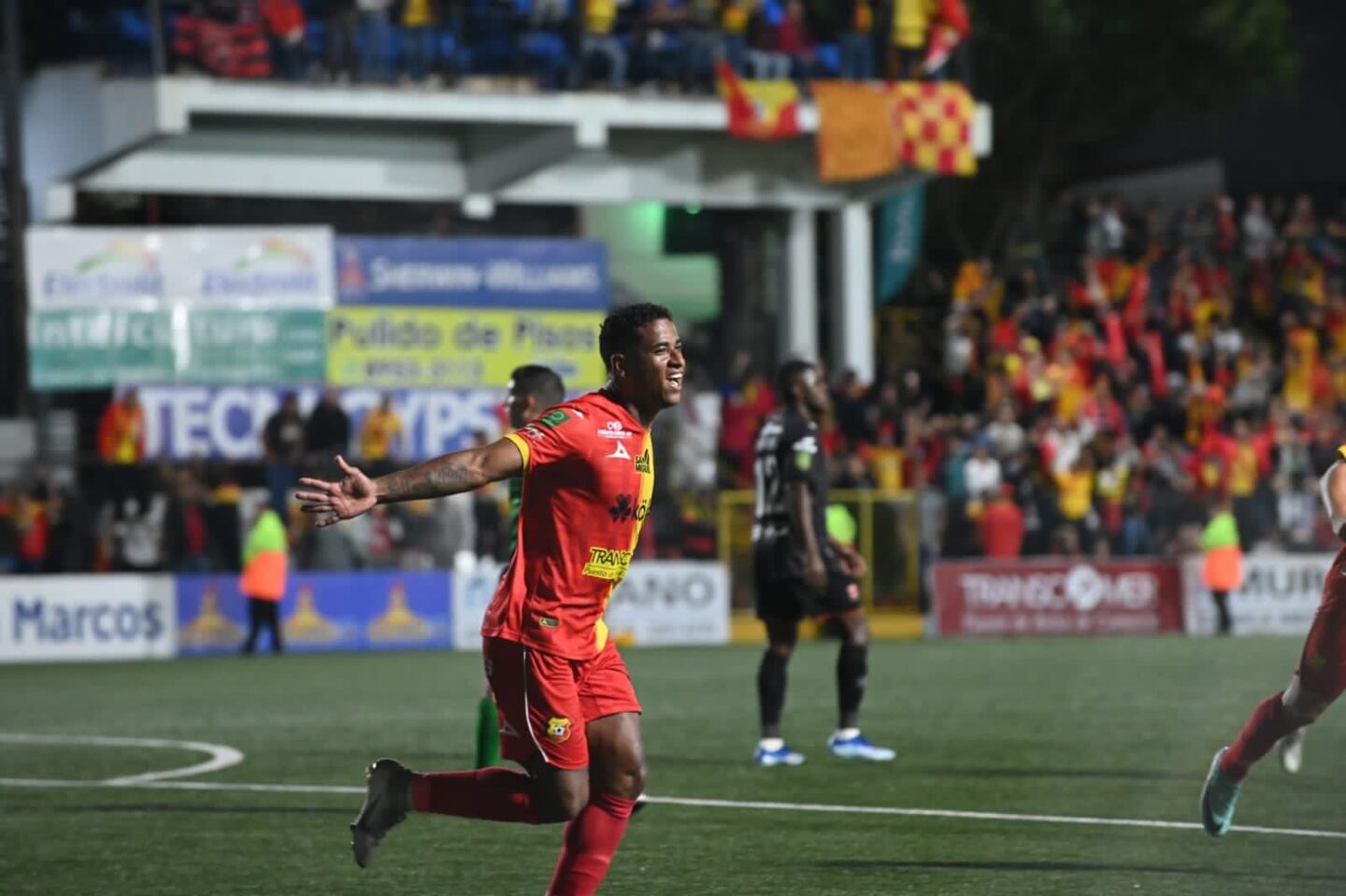 Allan Cruz volvió a ser el jugador que ilusionaba tanto en el fútbol ...