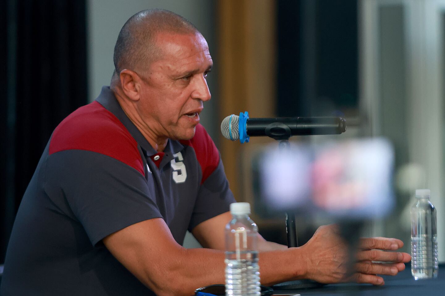 Erick Lonis tiró un mensaje muy directo a los dirigentes ticos tras el ...