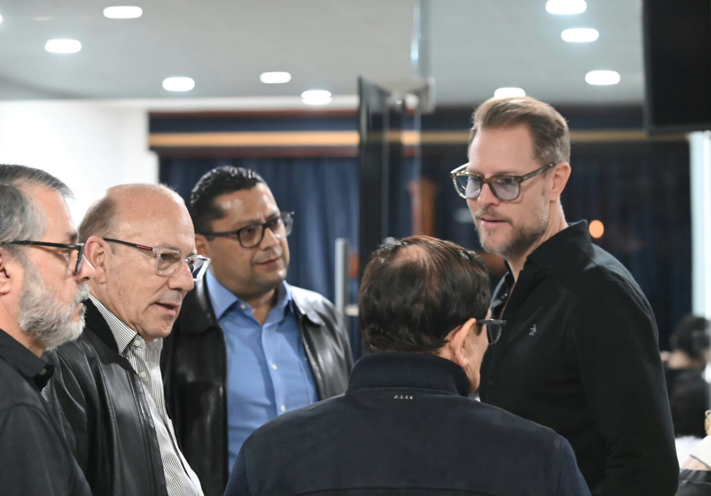 A don Nelson Hoffmann le dan un emotivo adiós: vea fotos | La Teja