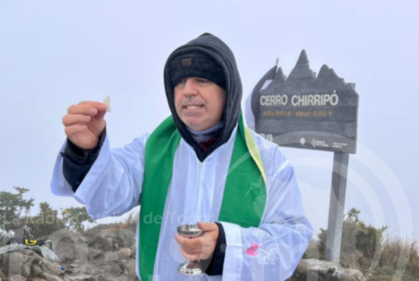 Monseñor Juan Miguel Castro: “Bajé nueve kilos para subir el Chirripó ...