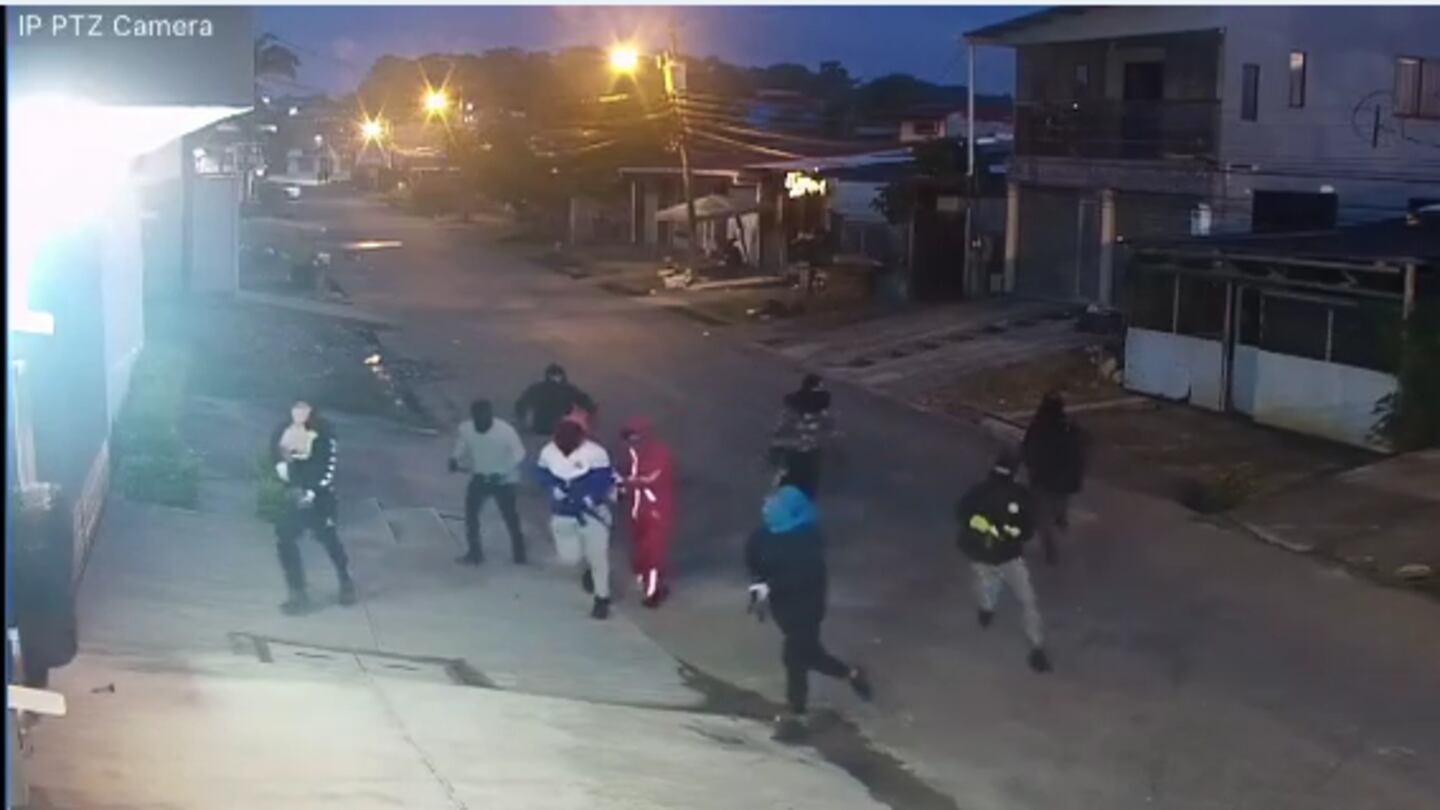 Mafia de sicarios se entrenan como militares para “gobernar” en Costa ...