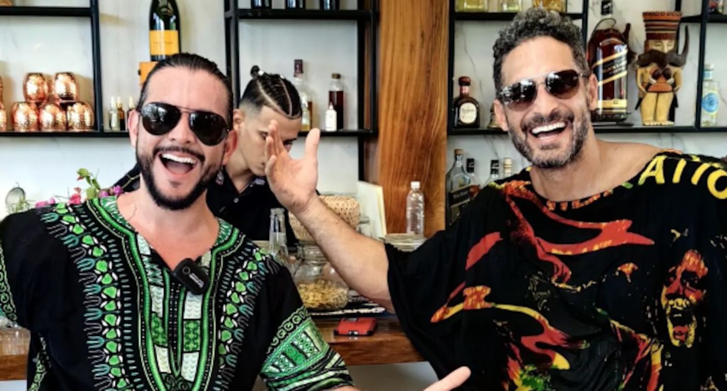 Así es el lujoso paseo de Yiyo Alfaro y Bismarck Méndez en la costa de ...