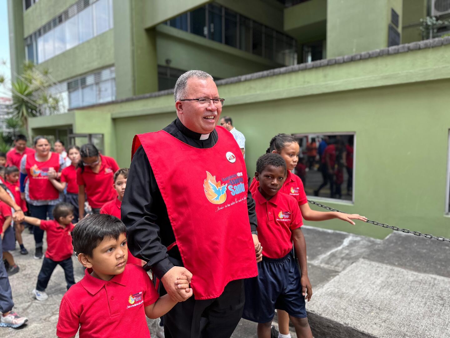 Padre Sergio es testigo de un nuevo milagro que ayudará a miles de ...
