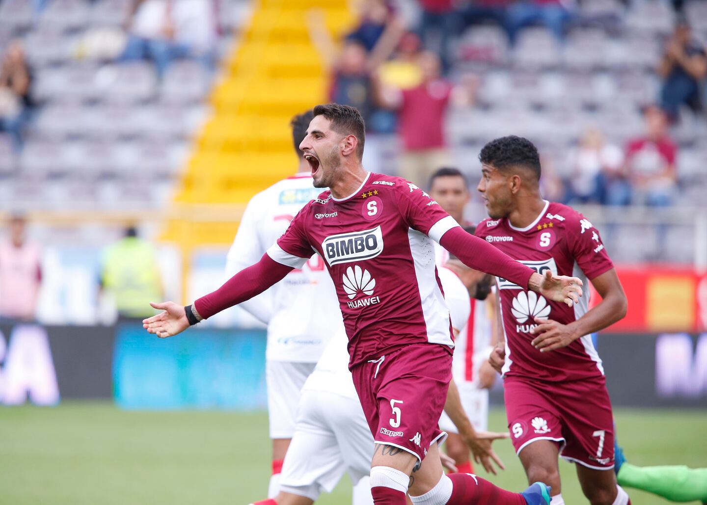 Alejandro “Tano” Cabral debutó como los grandes | La Teja