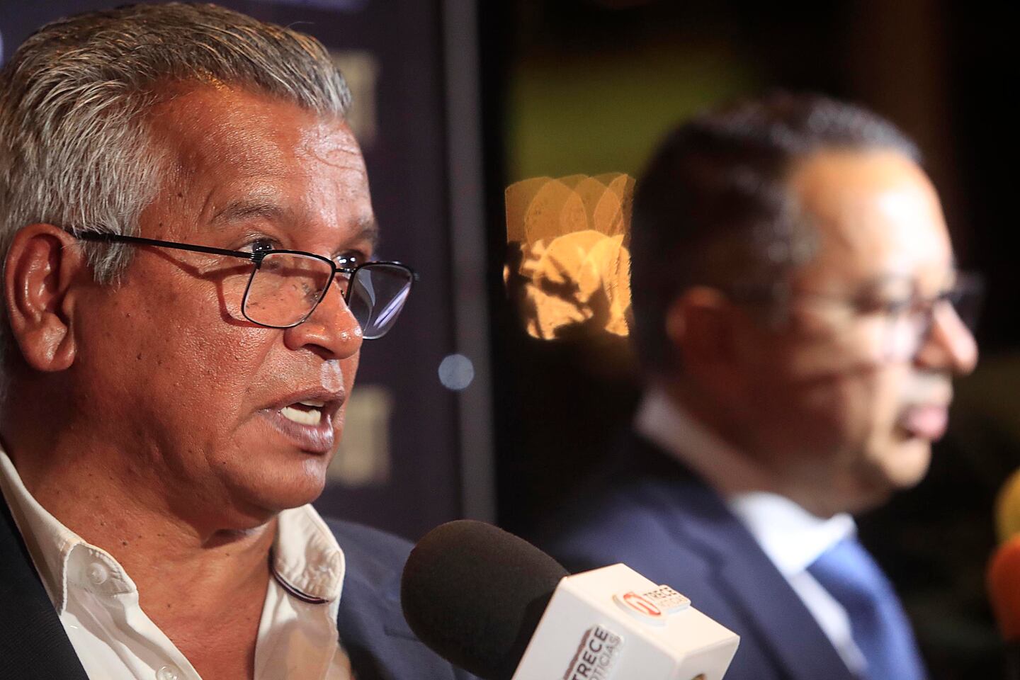 Leonardo Vargas lanza una dura advertencia en contra del técnico Claudio Vivas | La Teja