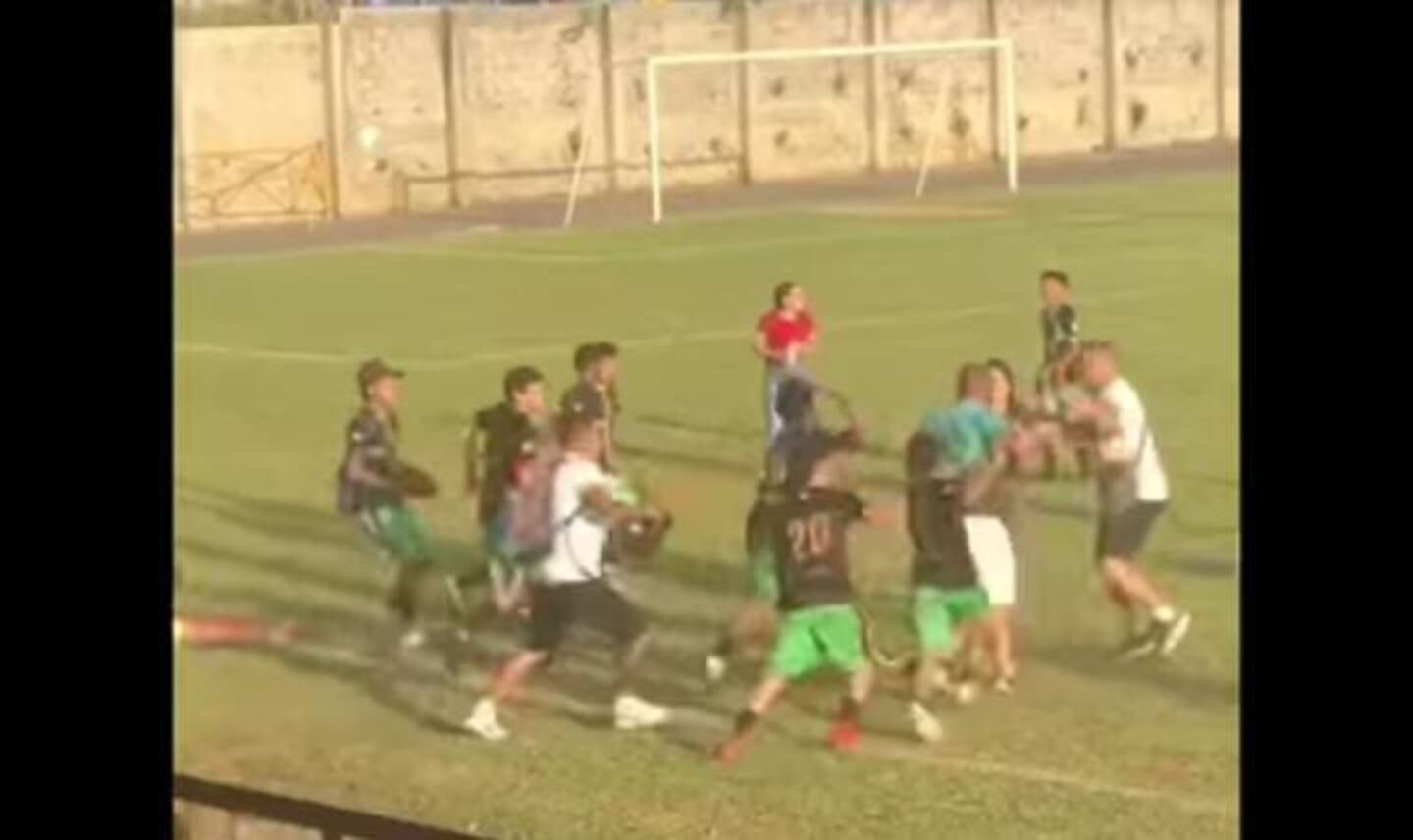 Consultants saca del equipo a familias que estuvieron en trifulca de ...