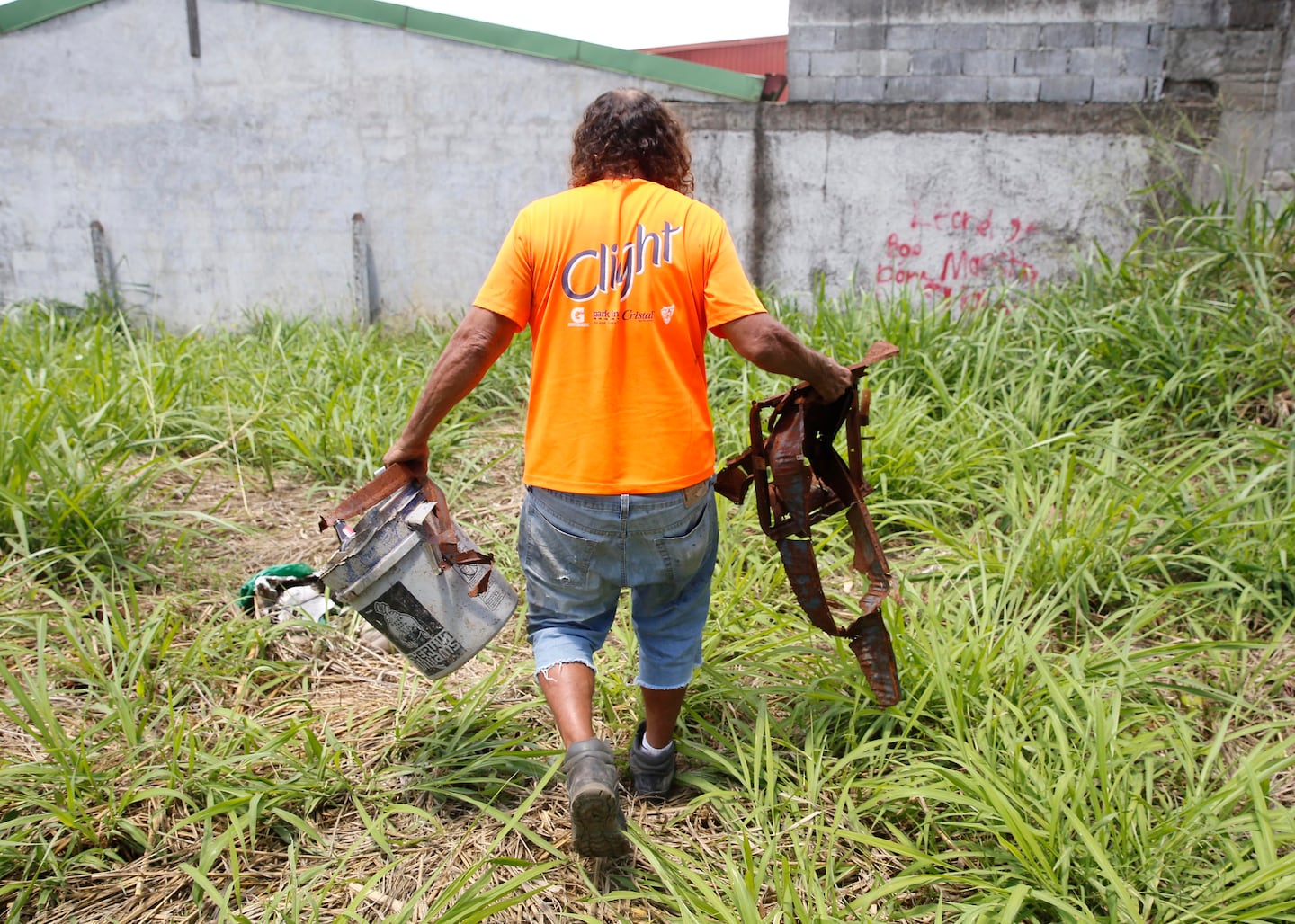 ¿Qué bota la gente y cómo es el brete de un chatarrero? Acompañemos a ...