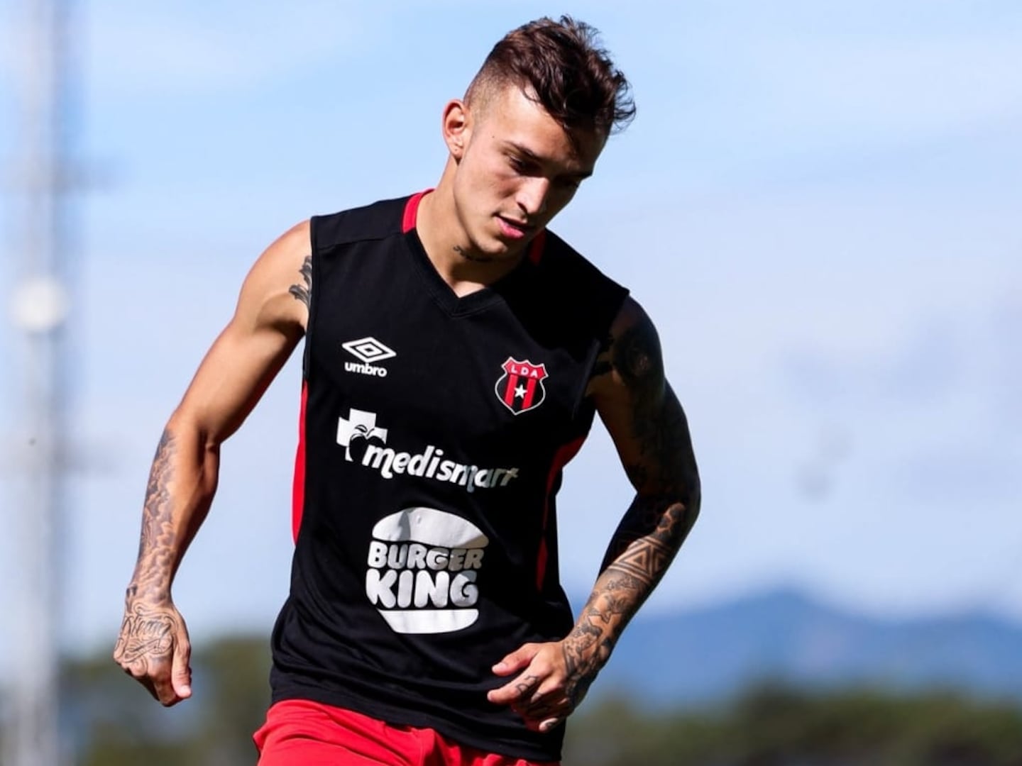 Alajuelense volvió a entrenar este sábado y dejó ver un curioso detalle ...