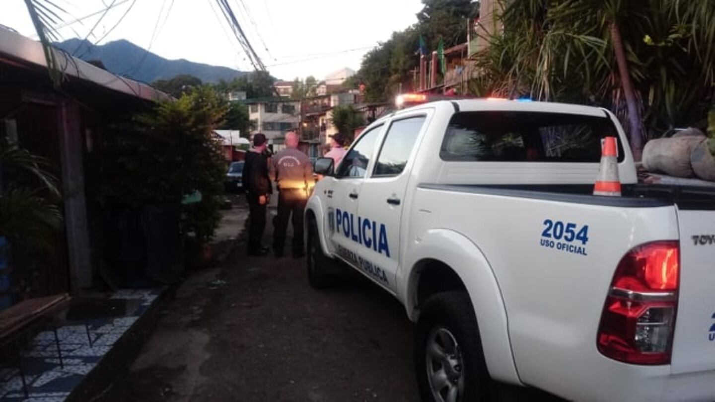 Trabajador de finca se lleva el susto de su vida al hallar algo ...