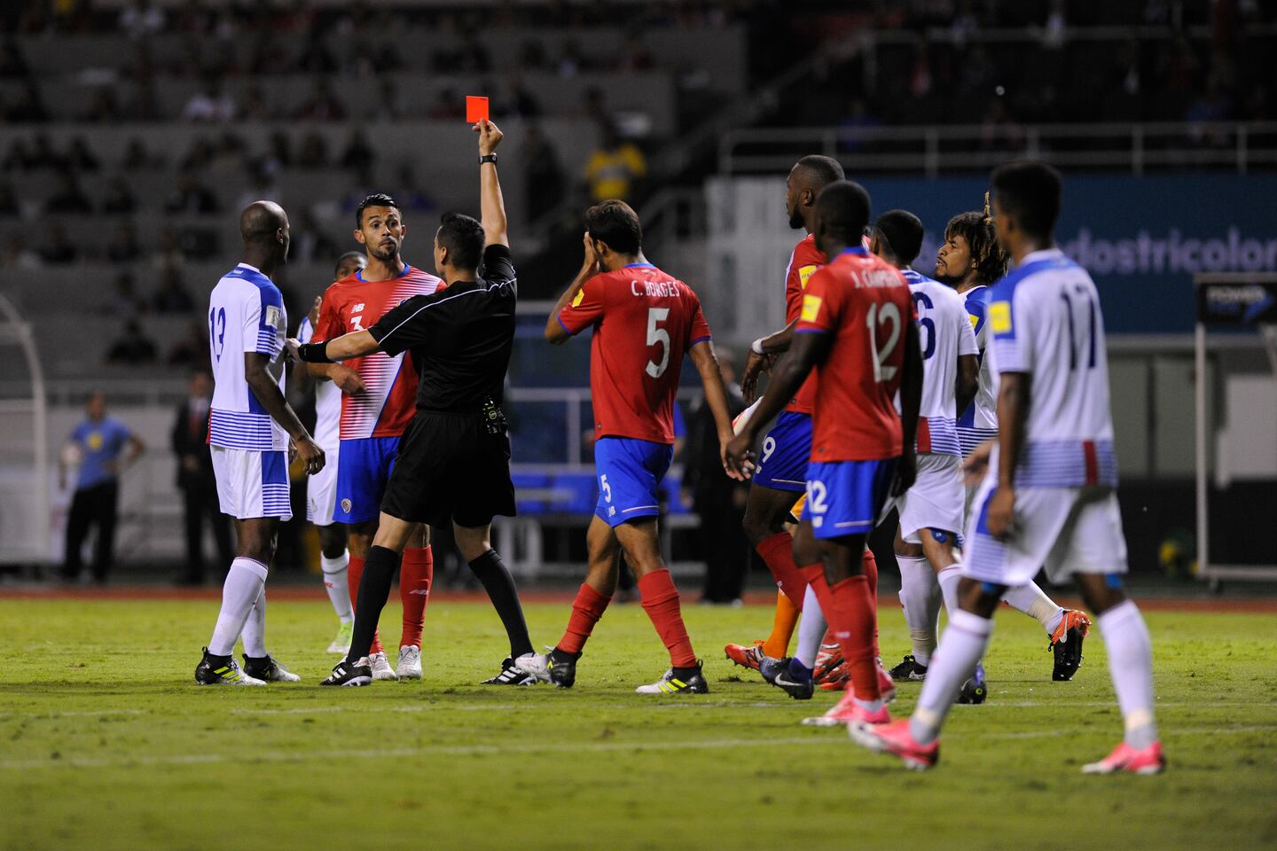Giancarlo González terminó acongojado | La Teja