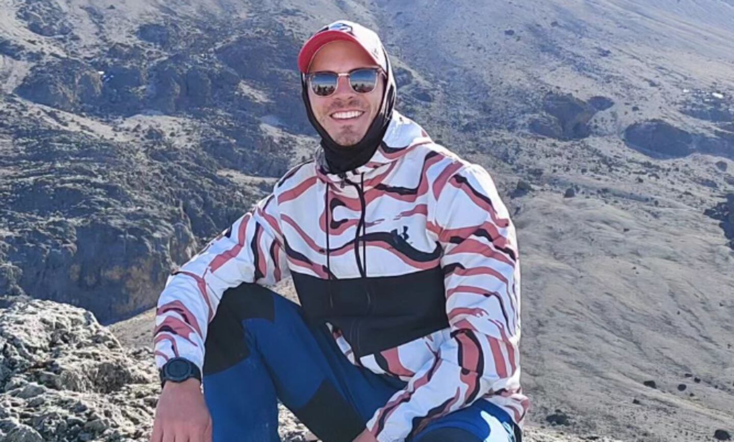 Daniel Vargas recibió una gran noticia al bajar del Everest que le sacó ...