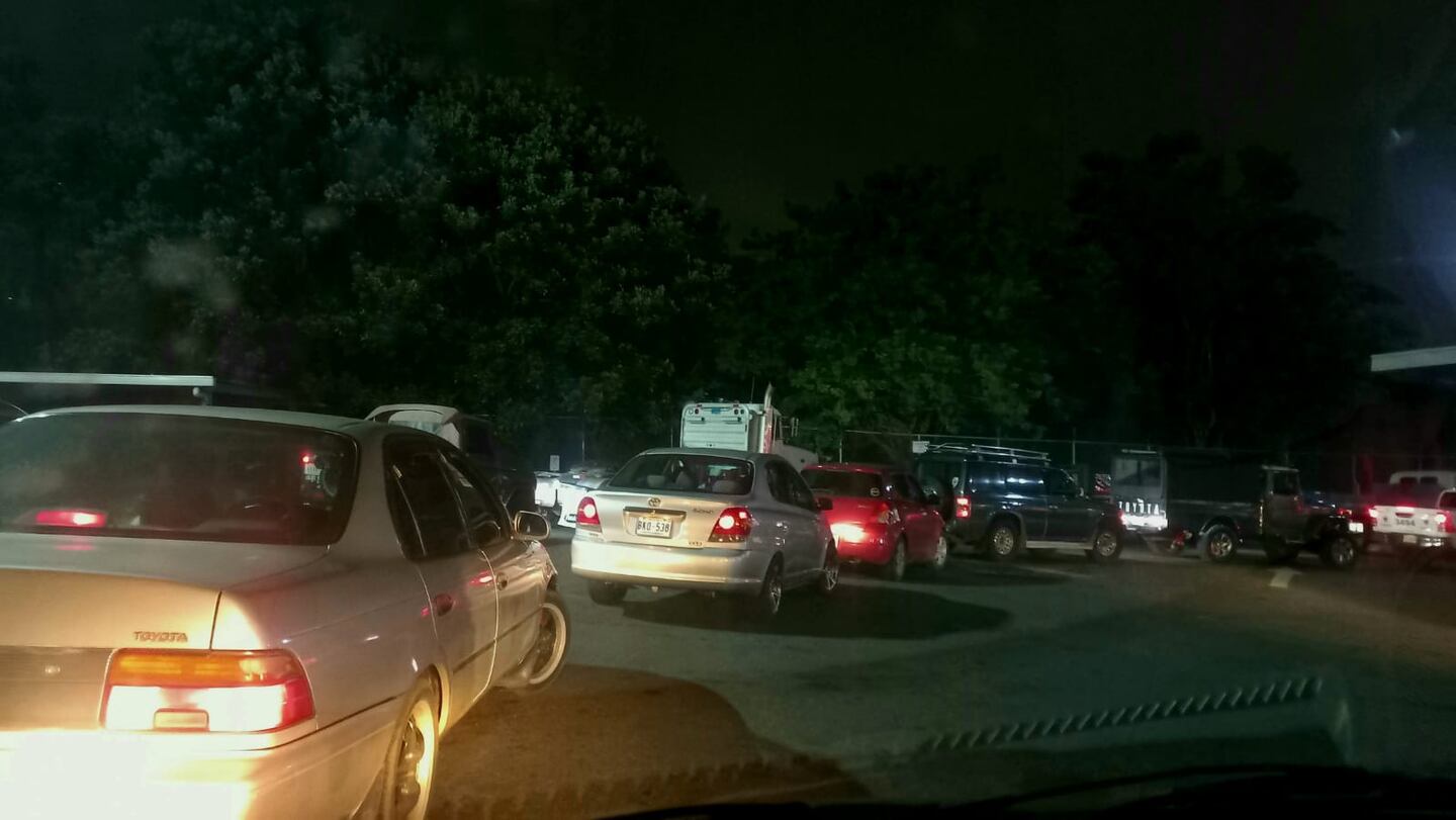 La congoja y carreras de un periodista al volver a la revisión técnica ...