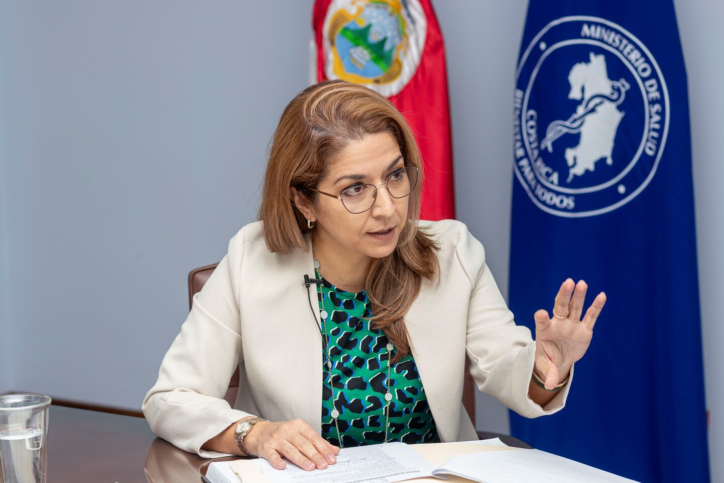 Mary Munive a Jafet Soto: “Le pago mil por esa hablada, señorsh” | La Teja