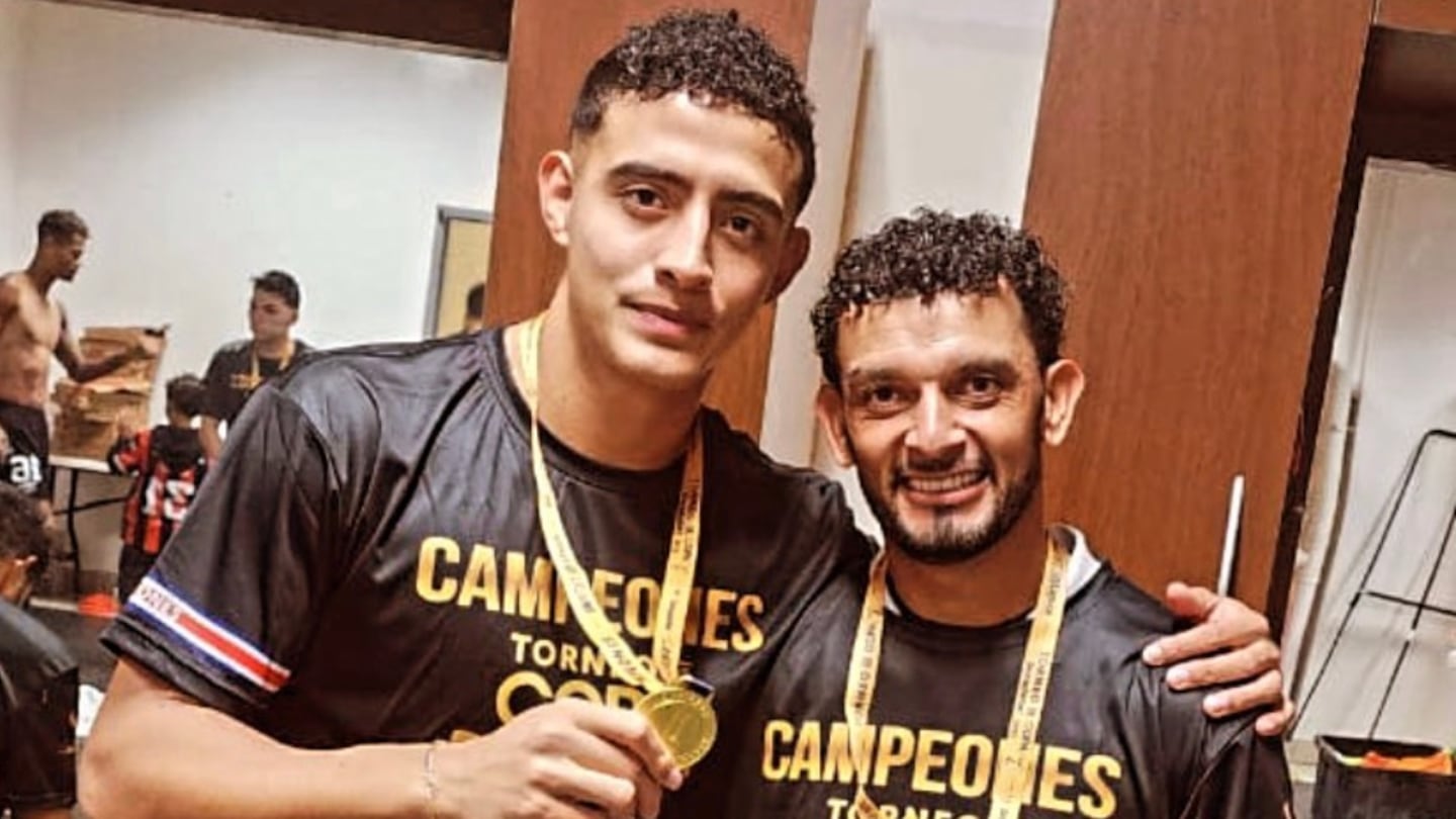Caminos de Alajuelense y Daniel Chacón están cerca de ser permanentes ...