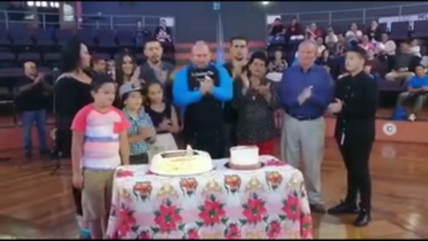 El periodista William Bonilla celebró el octavo aniversario de "La ...
