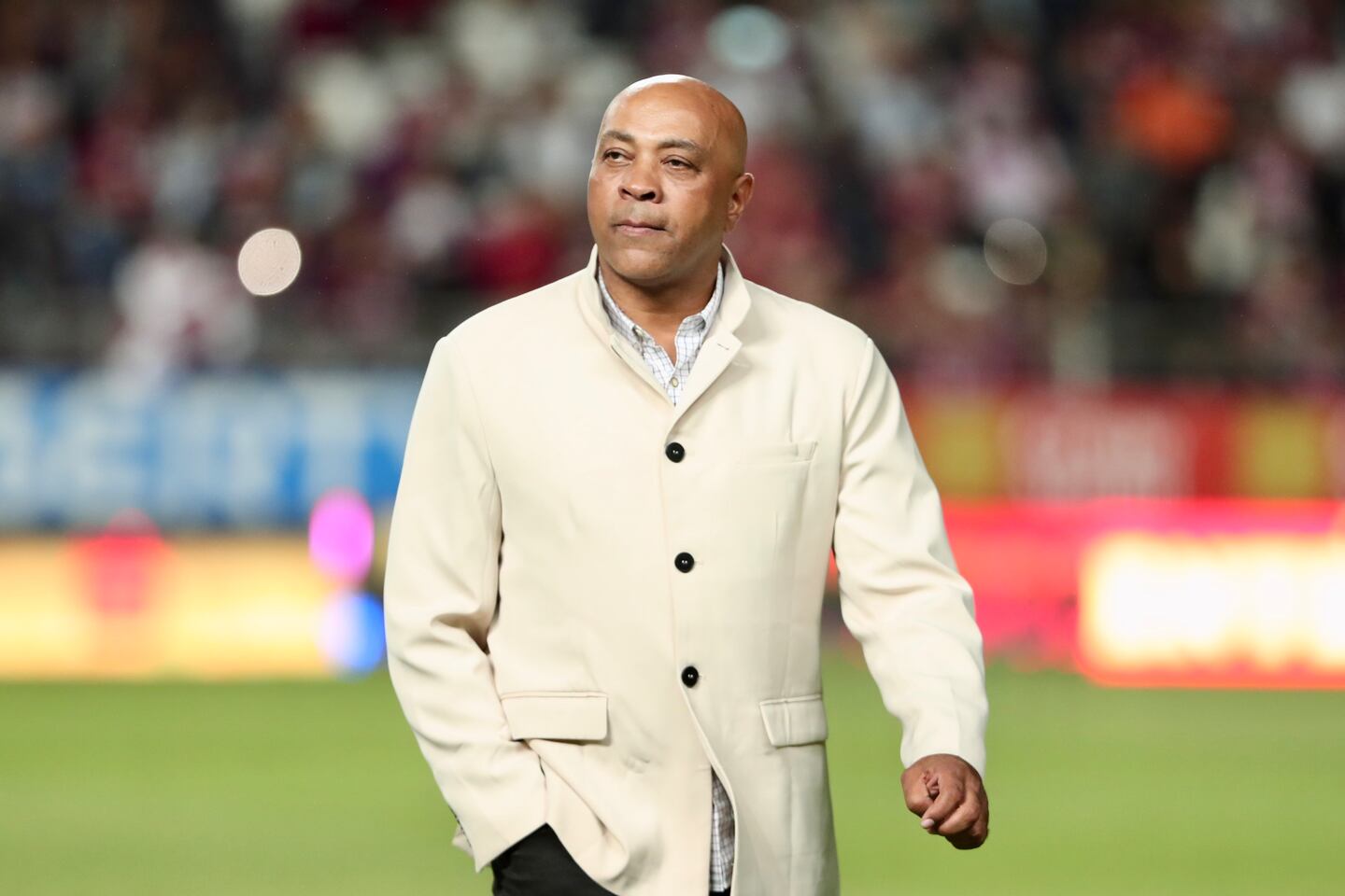 Mauricio Wright salió en defensa de Aarón Suárez y disparó contra ...