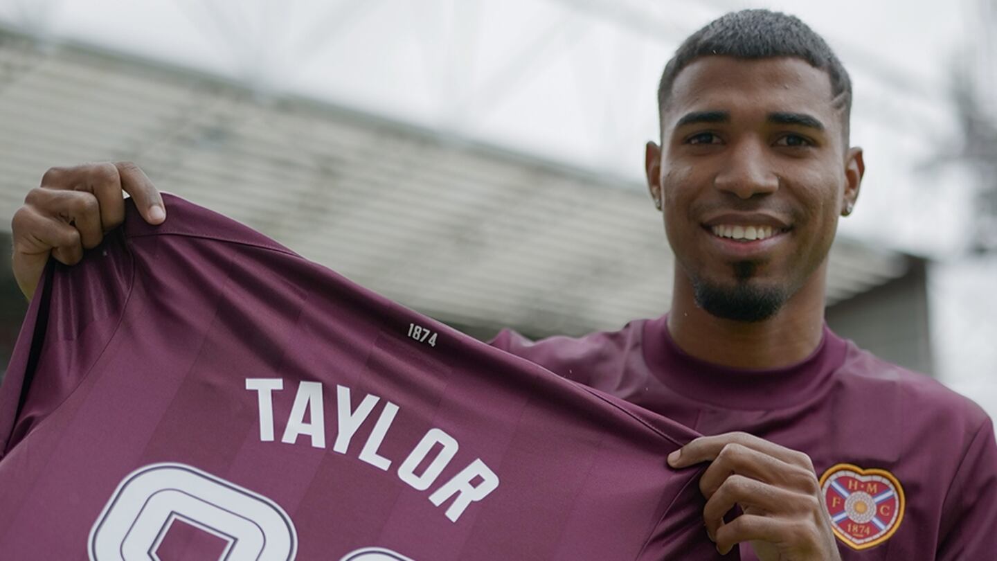 Gerald Taylor podría debutar con el Hearts ante un icónico club del ...