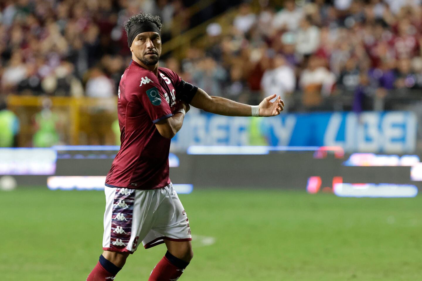 Christian Bolaños tiene una deuda que no ha saldado a casi un año de su ...