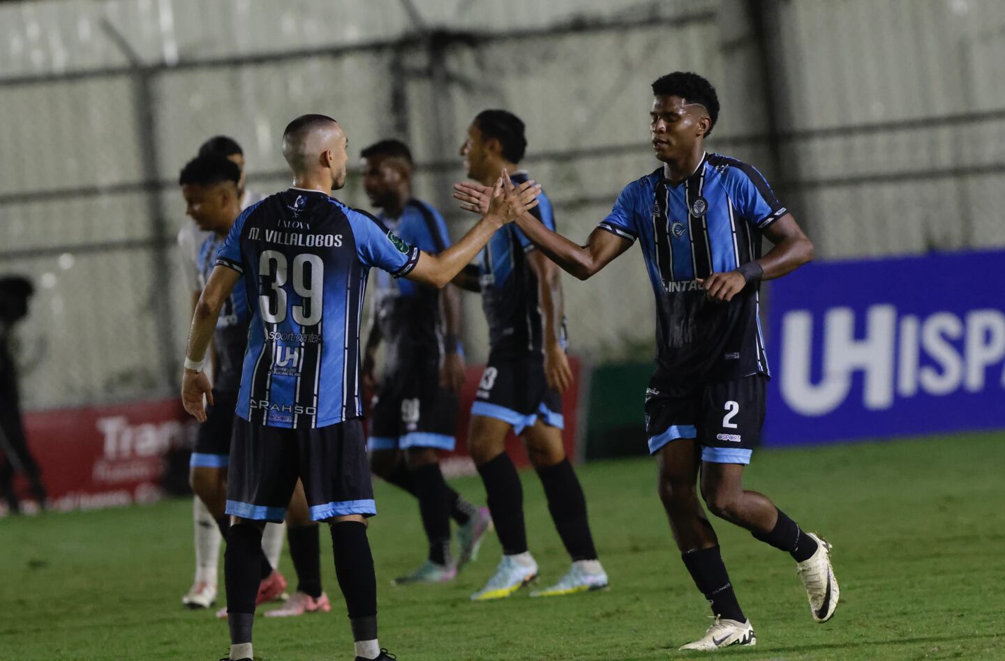 Santa Ana FC anunció la salida de cuatro jugadores entre los que ...