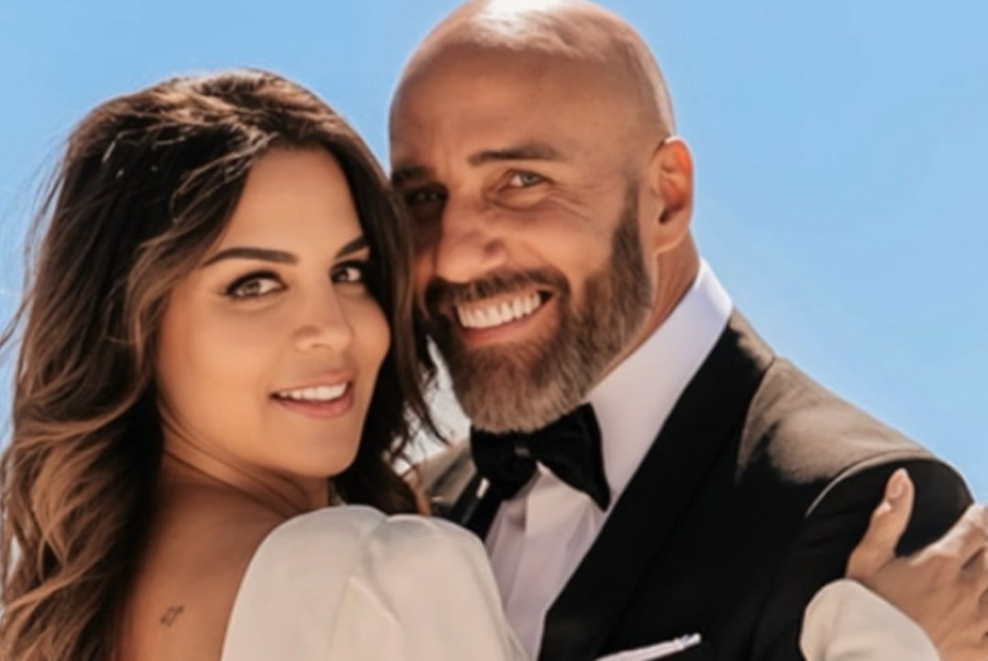 Lynda Díaz le agradeció a su esposo por lo que hizo con César Abarca y ...