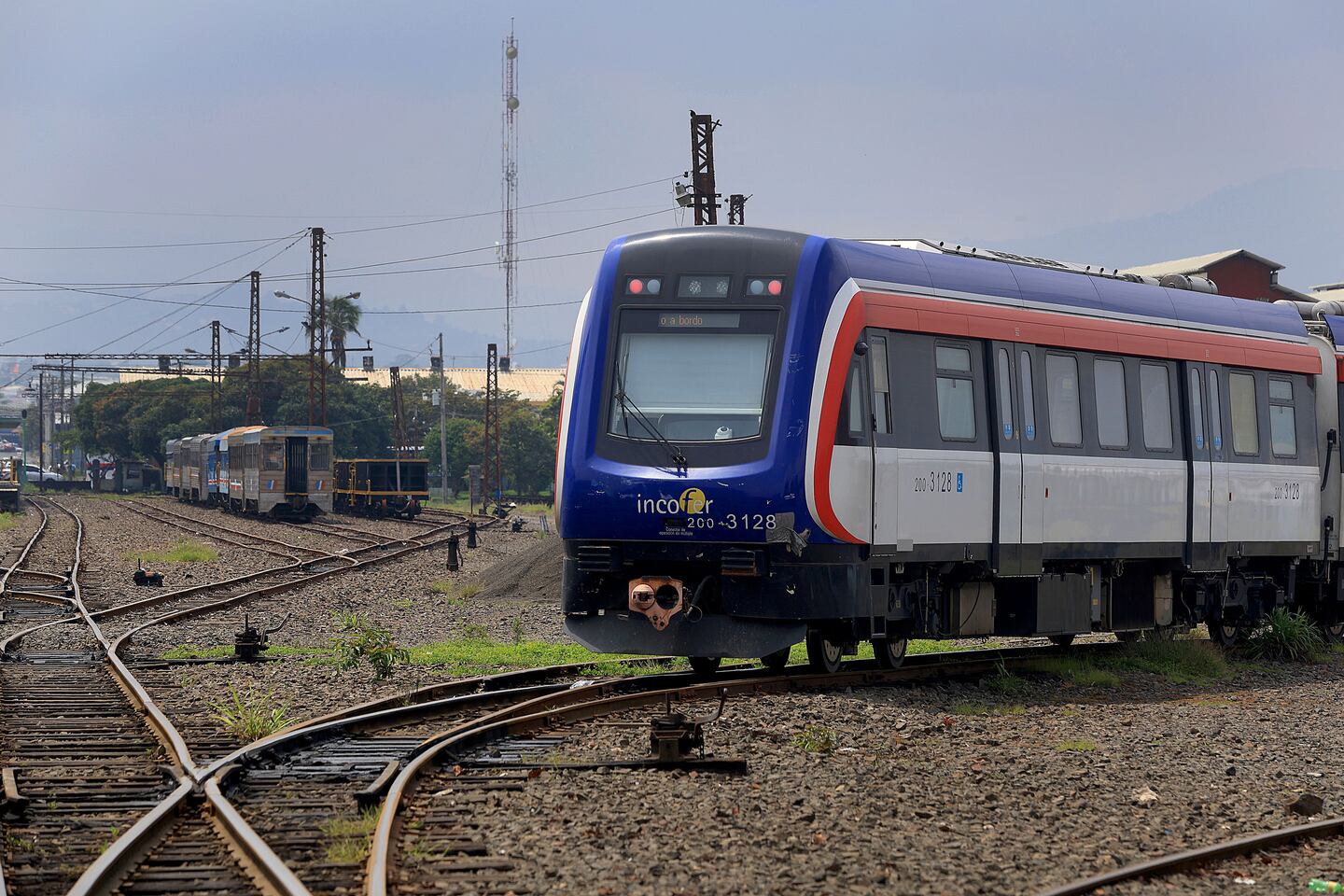 Romería 2024: Incofer anuncia el horario de tren para el 1° y 2 de ...