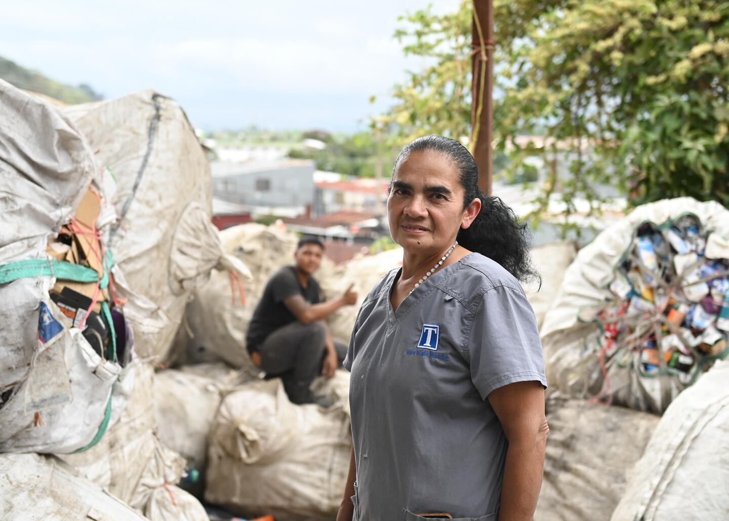 Después de 10 años como buzo en el botadero de Río Azul ahora hasta da ...