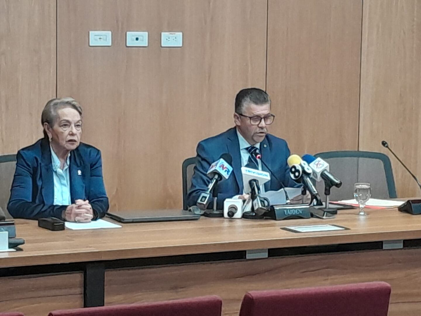 Diputados aprueban proyecto que presentó Gloria Navas para ayudar a ...