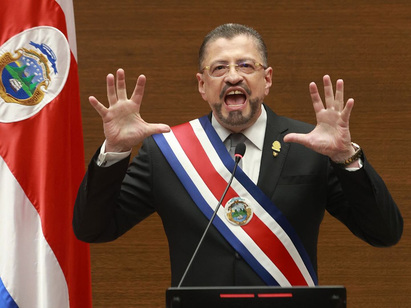 TSE giró una orden que le sacará las canas a Rodrigo Chaves | La Teja