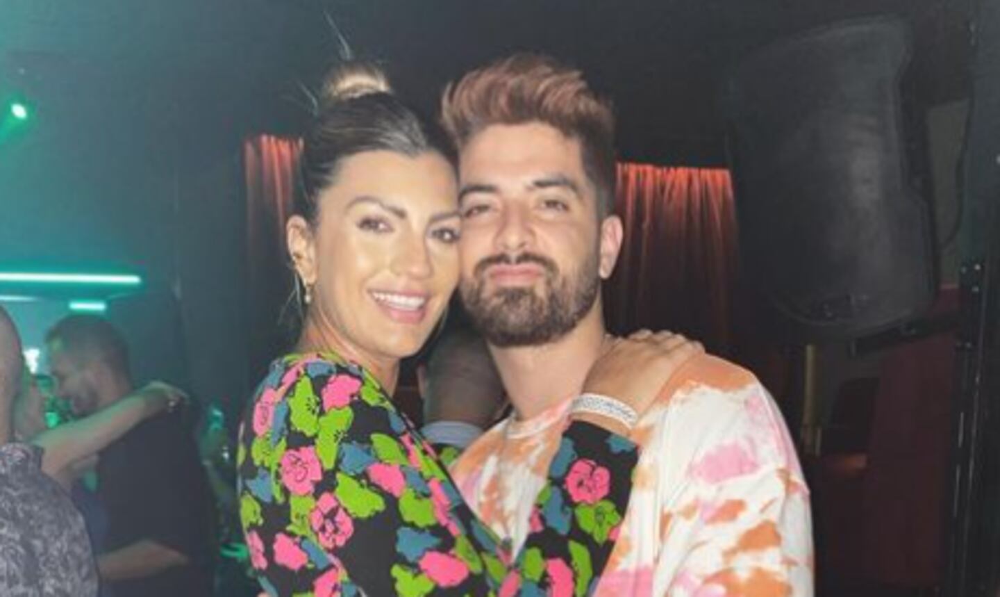 Así le respondió el esposo de Sharon Segura a seguidor que le recordó ...