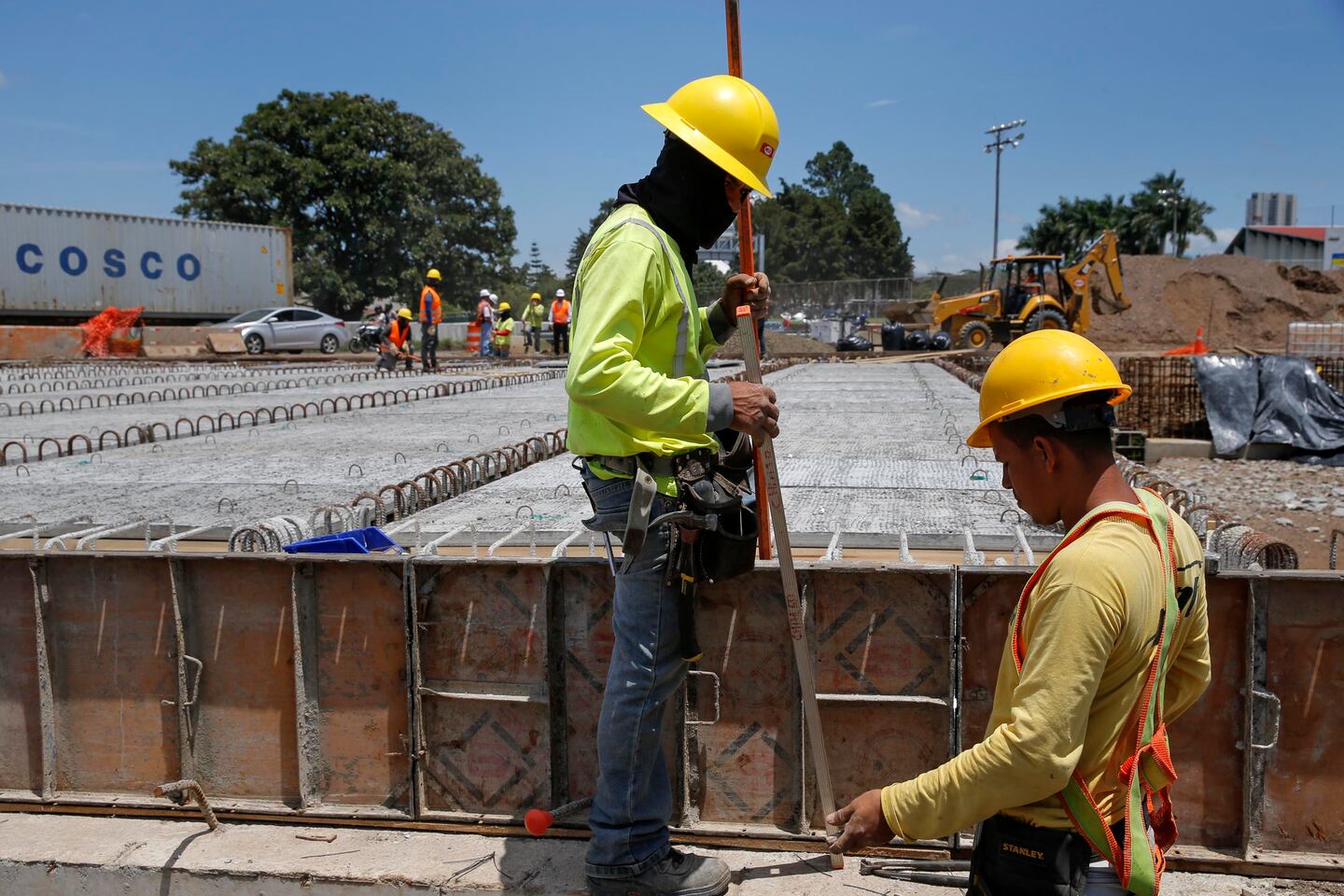 ¡Bretecito! Empresa constructora busca personal | La Teja